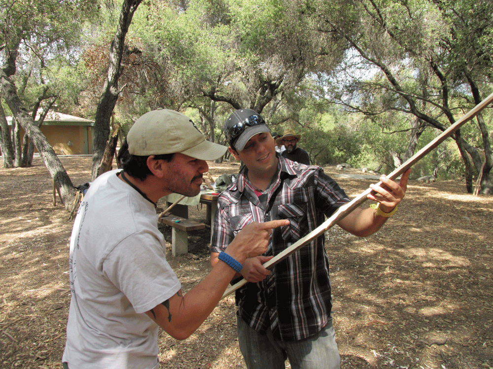 LEARN HOW TO MAKE YOUR OWN ARCHERY SET IN NATURE