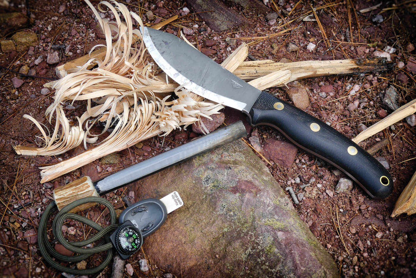 Knives used by ALONE contestants, as reviewed by Michael Travis.