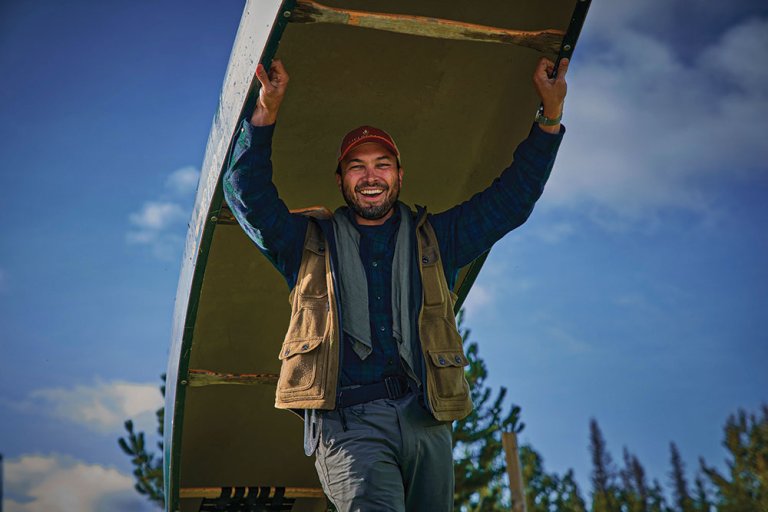 FIELDCRAFT SURVIVAL - American Outdoor Guide